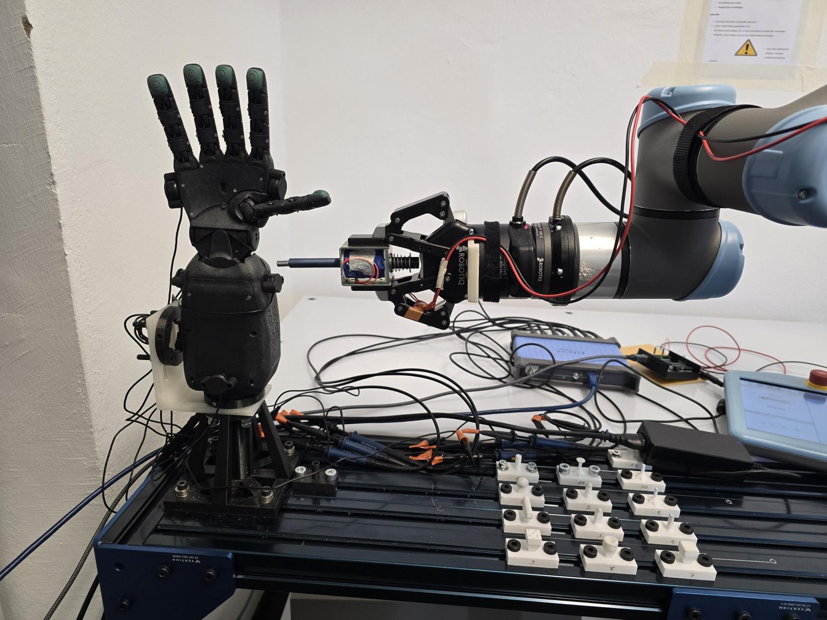 Vibro-Sense: A Bio-inspired Tactile Sensor for Robotics » Nicolás Navarro-Guerrero